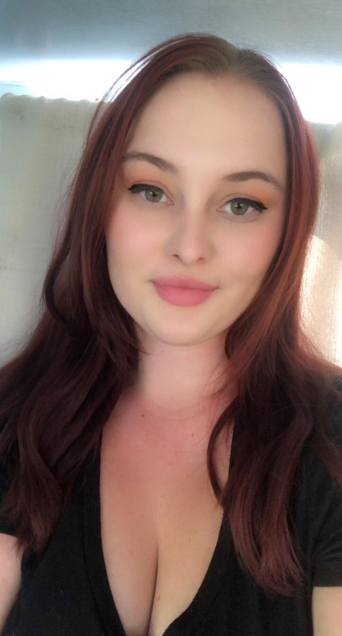 Snapped a quick pic after getting ready [F20] | Scrolller