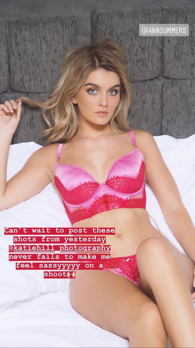 Sneak look at photoshoot | Scrolller