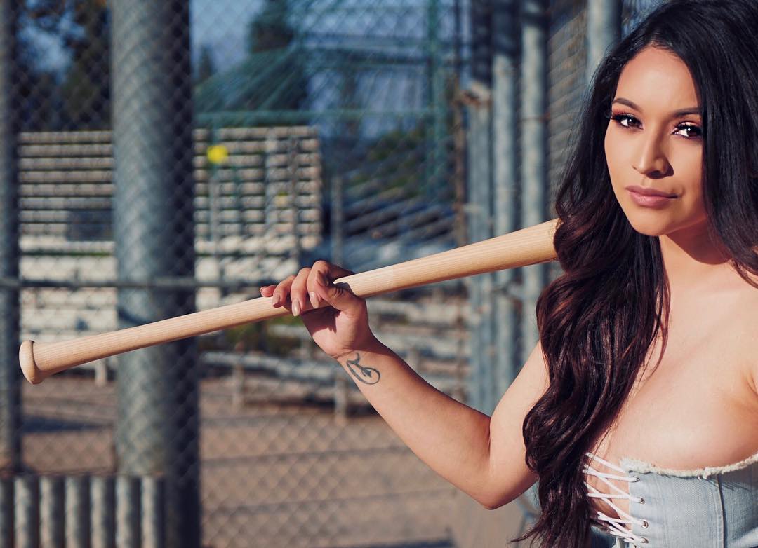 Sneak Peek | Scrolller