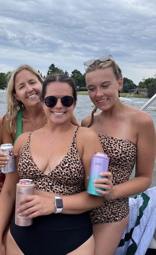 Sneaking a peek | Scrolller