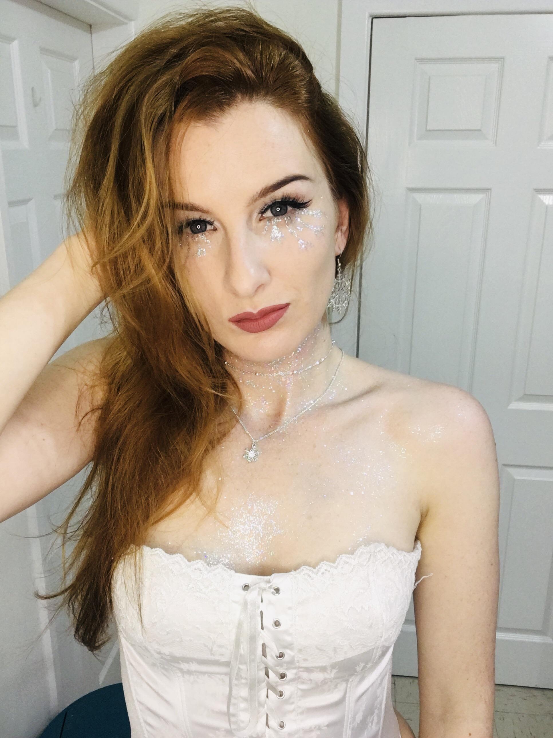 Snowflake ️ Redhead | Scrolller