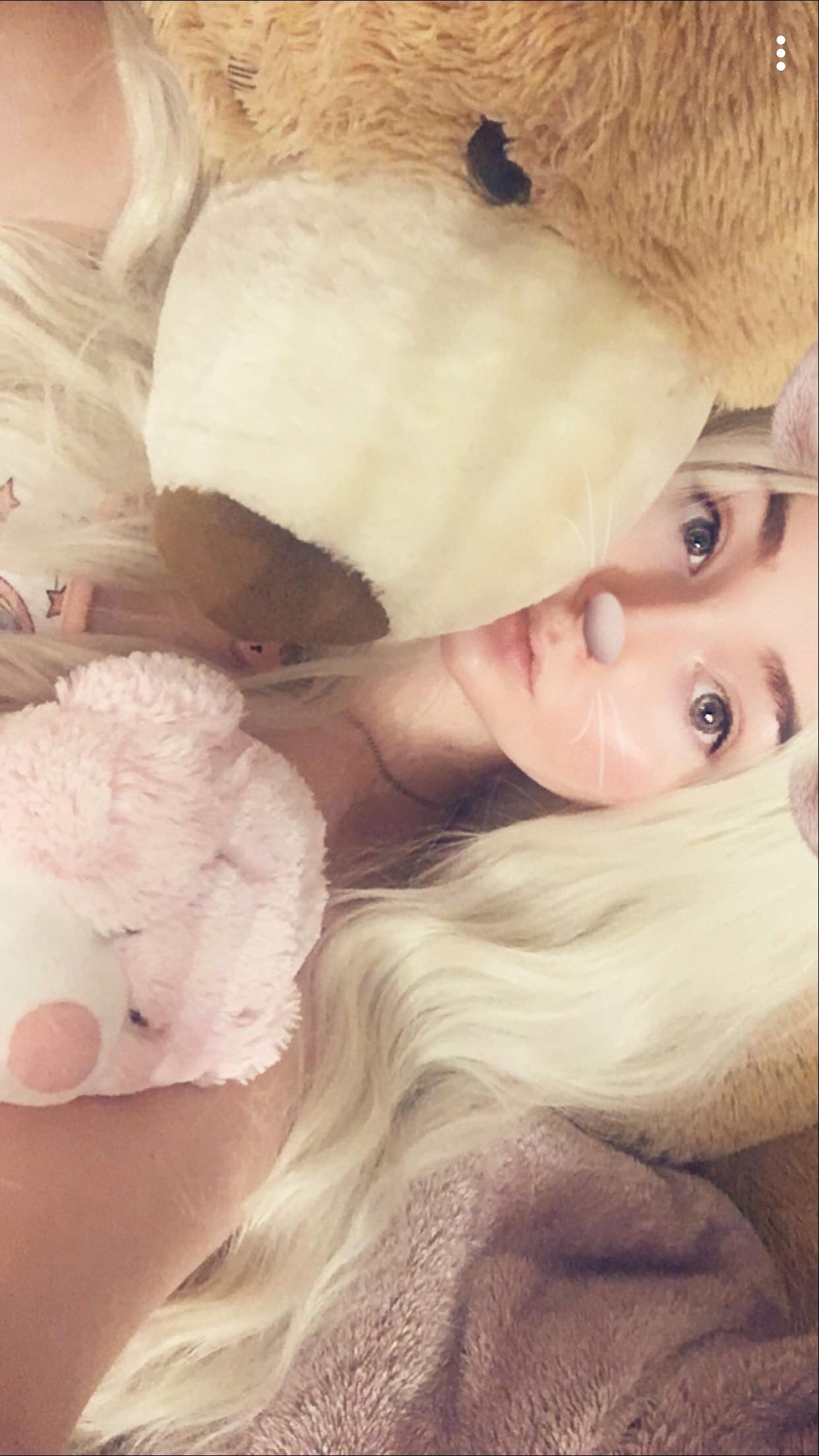 Snuggled up in bed with big bear and my pinky bear 💕💖 | Scrolller