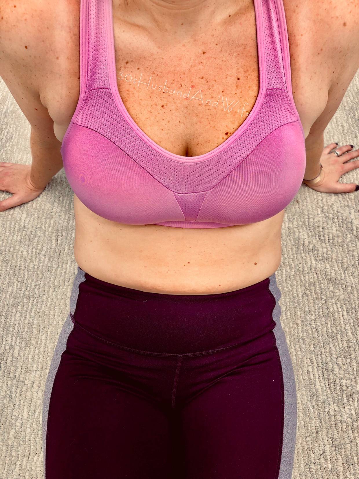 Soaking up some sun in her [f]itness attire. | Scrolller