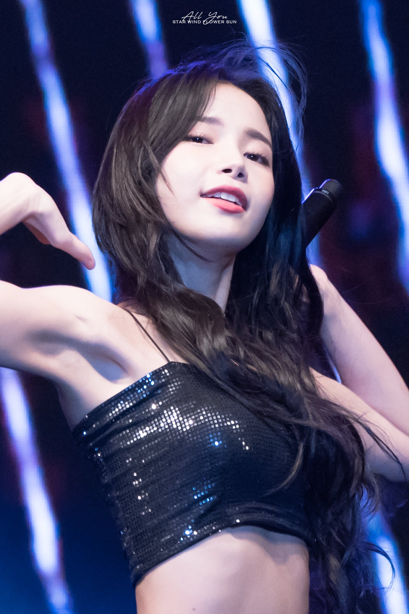 Solar (Mamamoo) | Scrolller