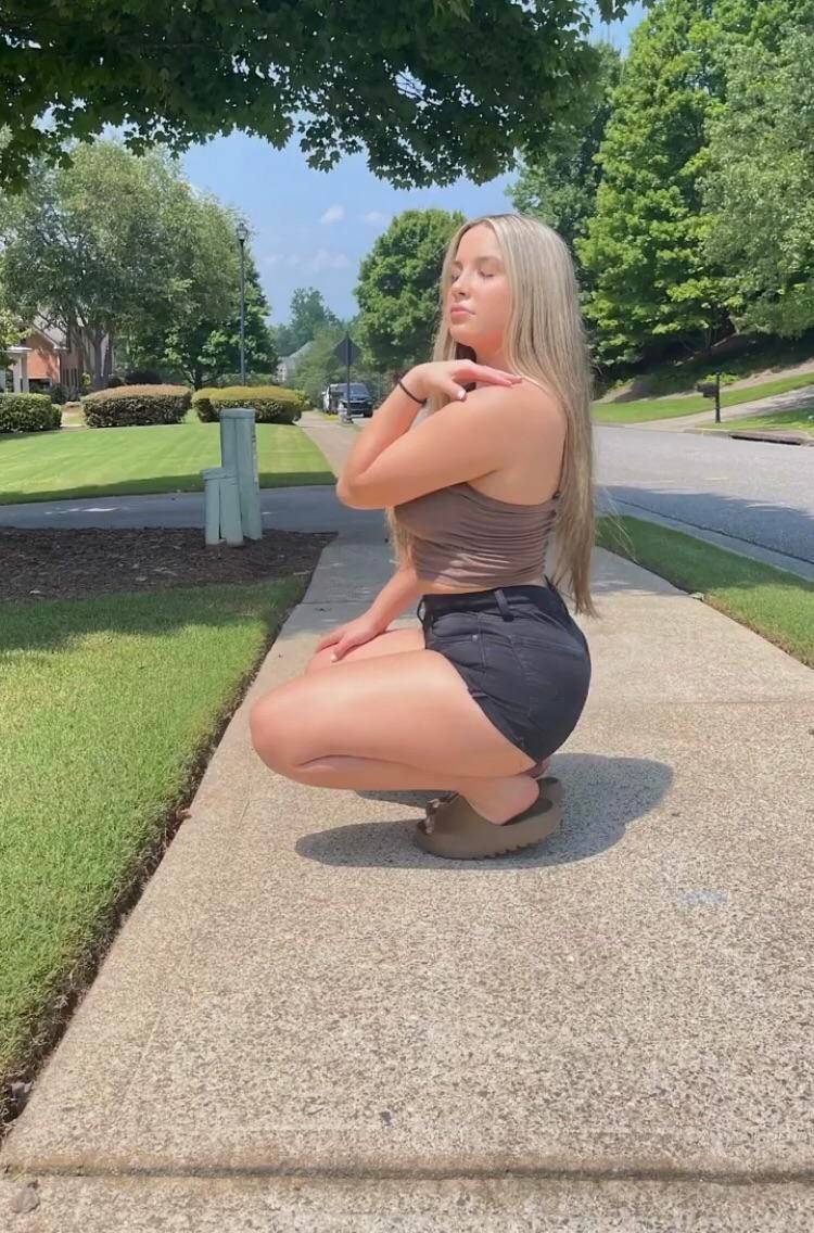 Someone Please Babecock Me😩😩😩 Scrolller