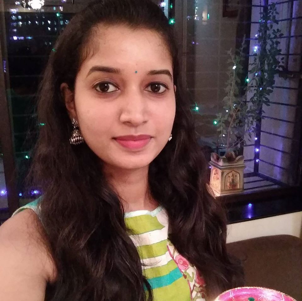 Soon would love to marry her to be close to those pretty eyes | Scrolller