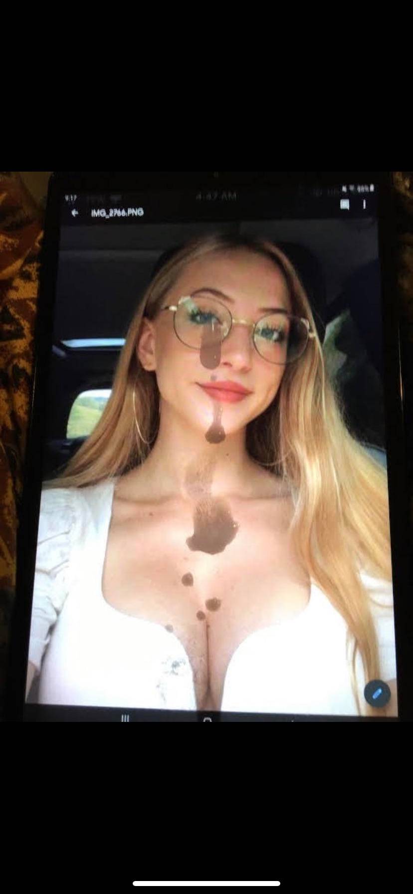 Sophia Diamond | Scrolller