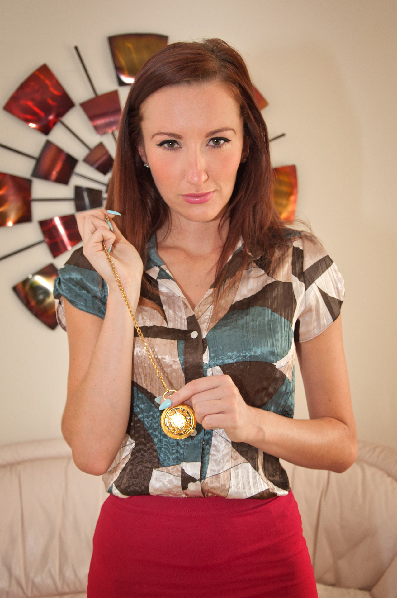 Sophia Smith Selection (Mix of Staged & Genuine Hypno pics) | Scrolller