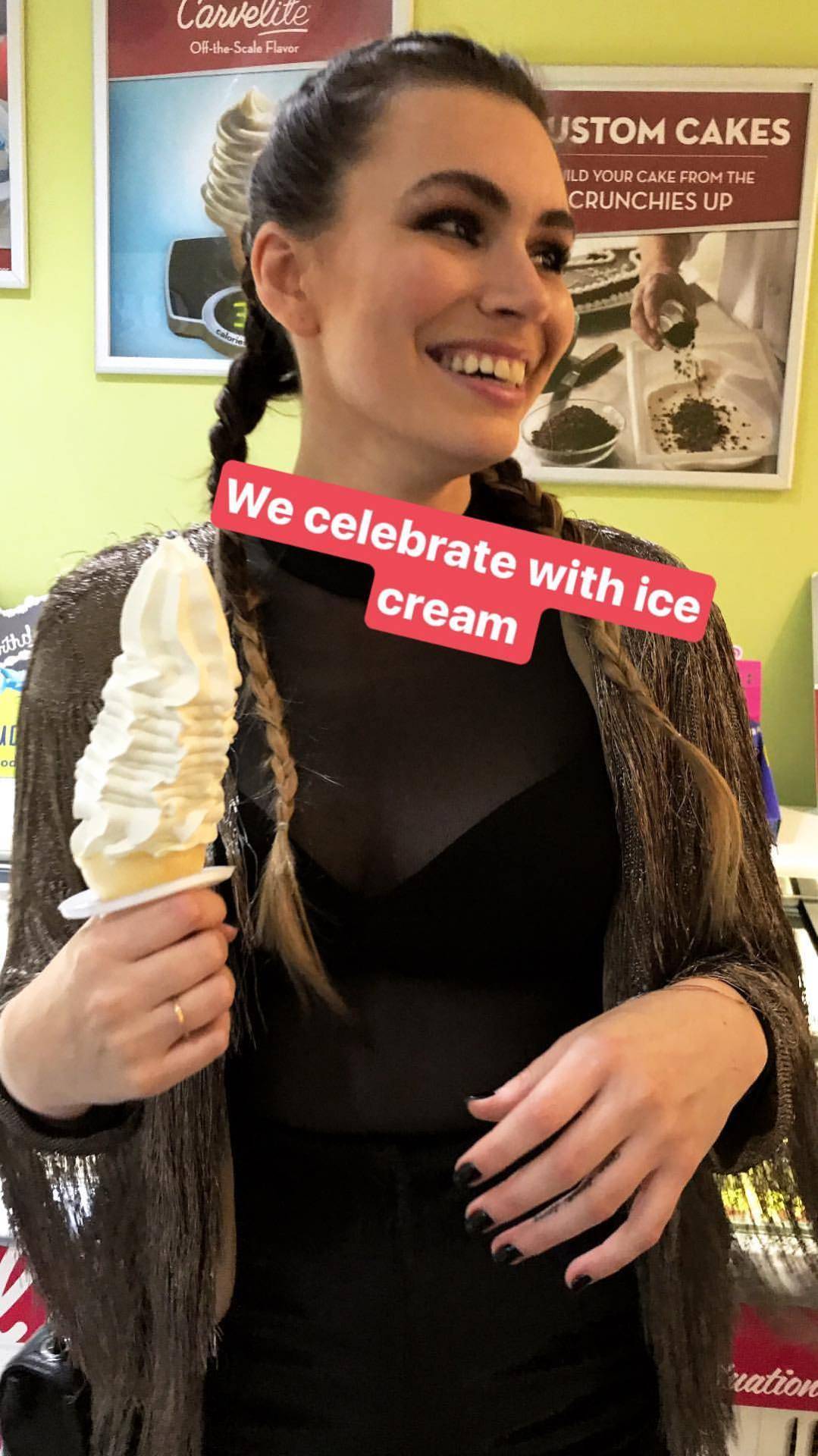 Sophie with her ice cream | Scrolller