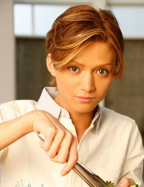 [SoSh] This Japanese celebrity. | Scrolller