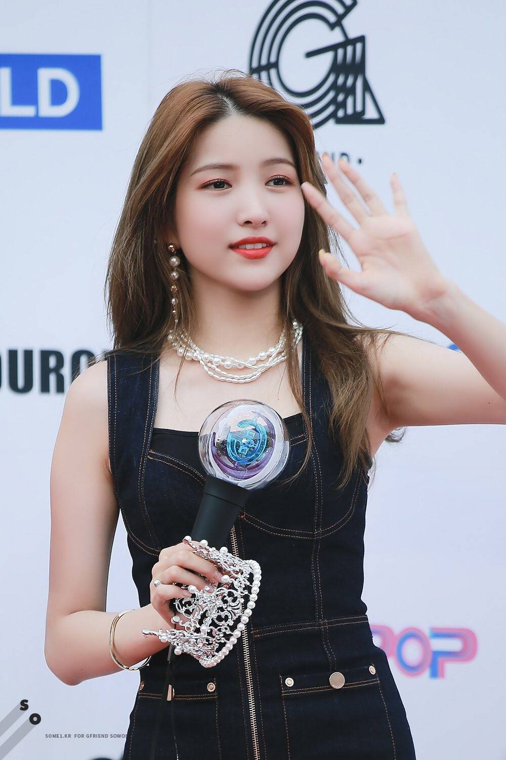 Sowon | Scrolller