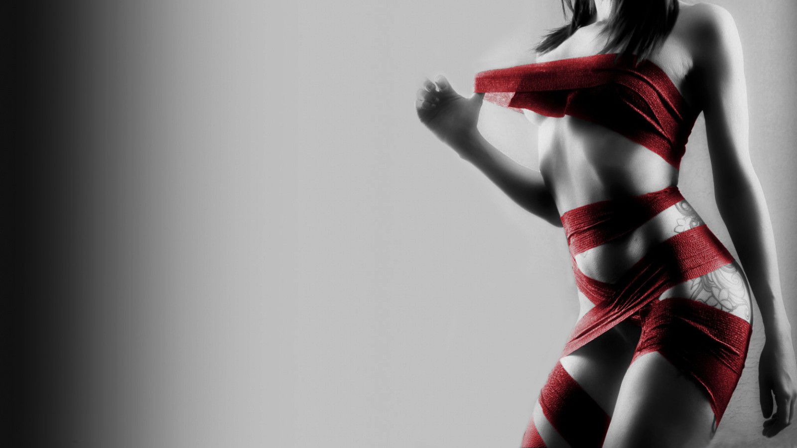 Slight underboob and a Splash of red... | Scrolller