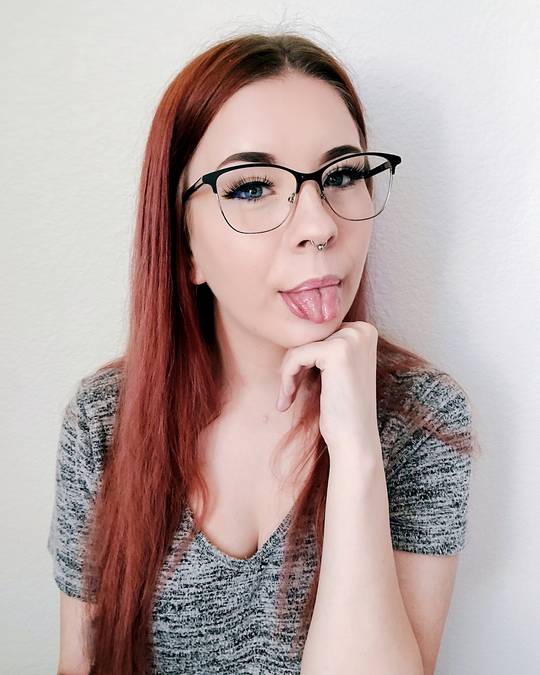 Split tongue 🐍(22) | Scrolller