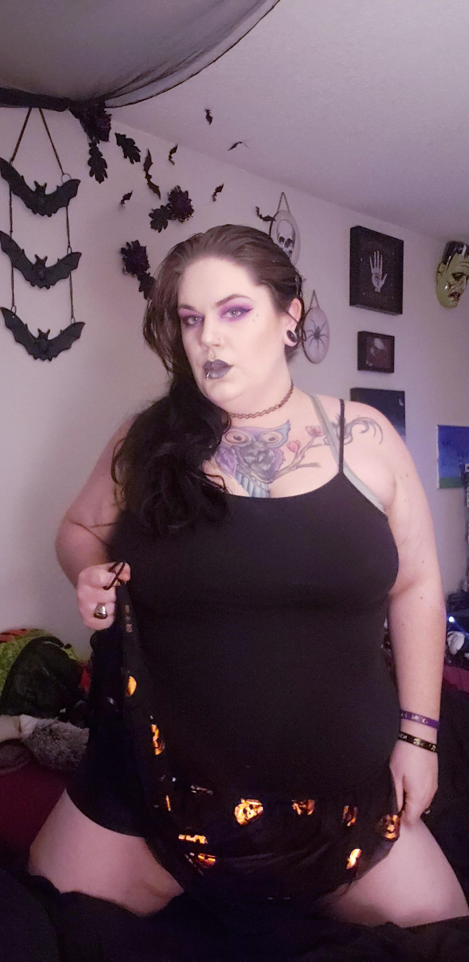 Spooky bbw need love too! | Scrolller