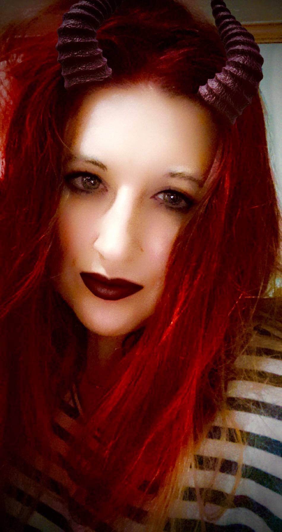 Spooky Season Is Upon Us 🖤 [F34] | Scrolller