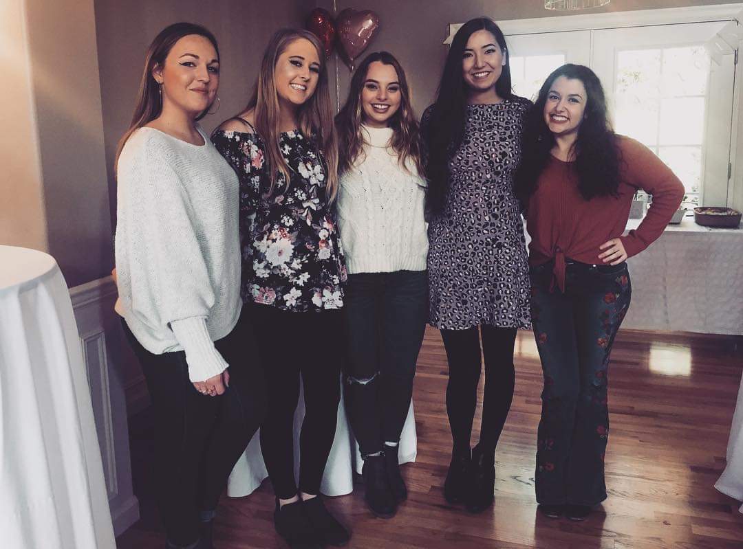 Spring Hotties Scrolller