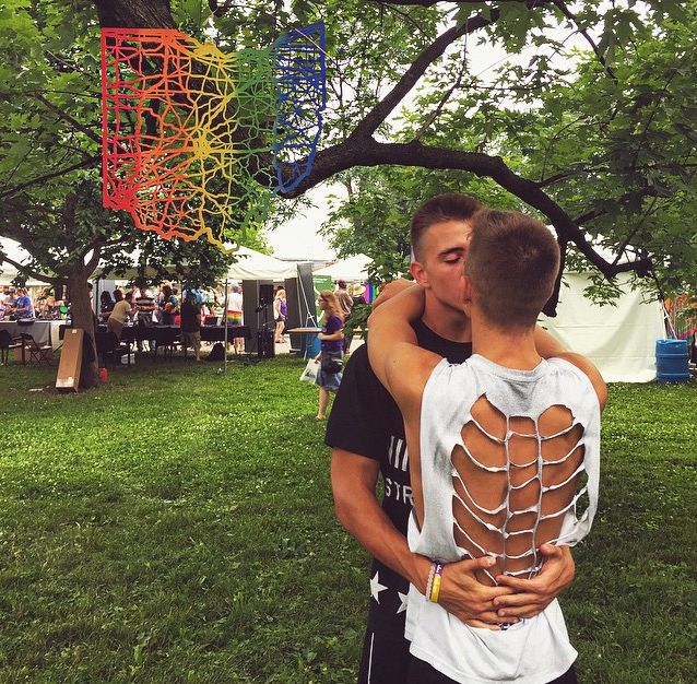 Squished Together | Scrolller