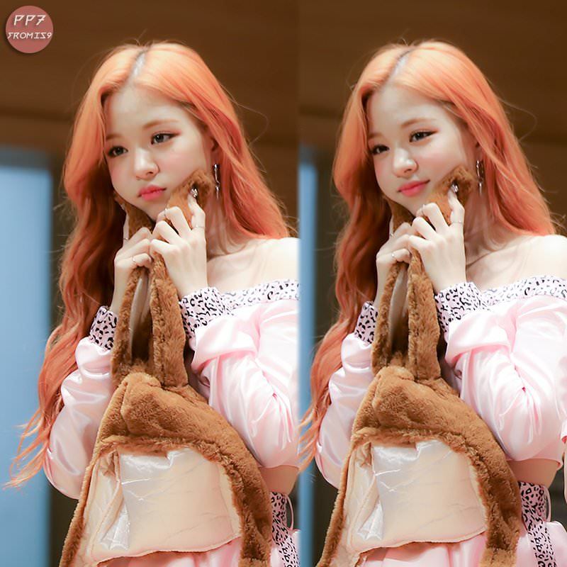 Squishy face Chaeyoung | Scrolller