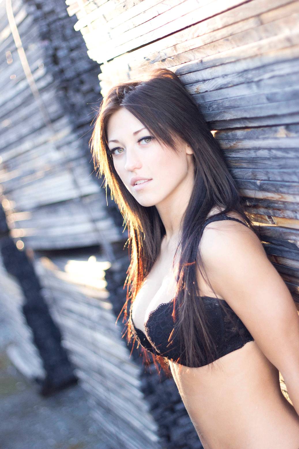 Stefanie Knight | Scrolller