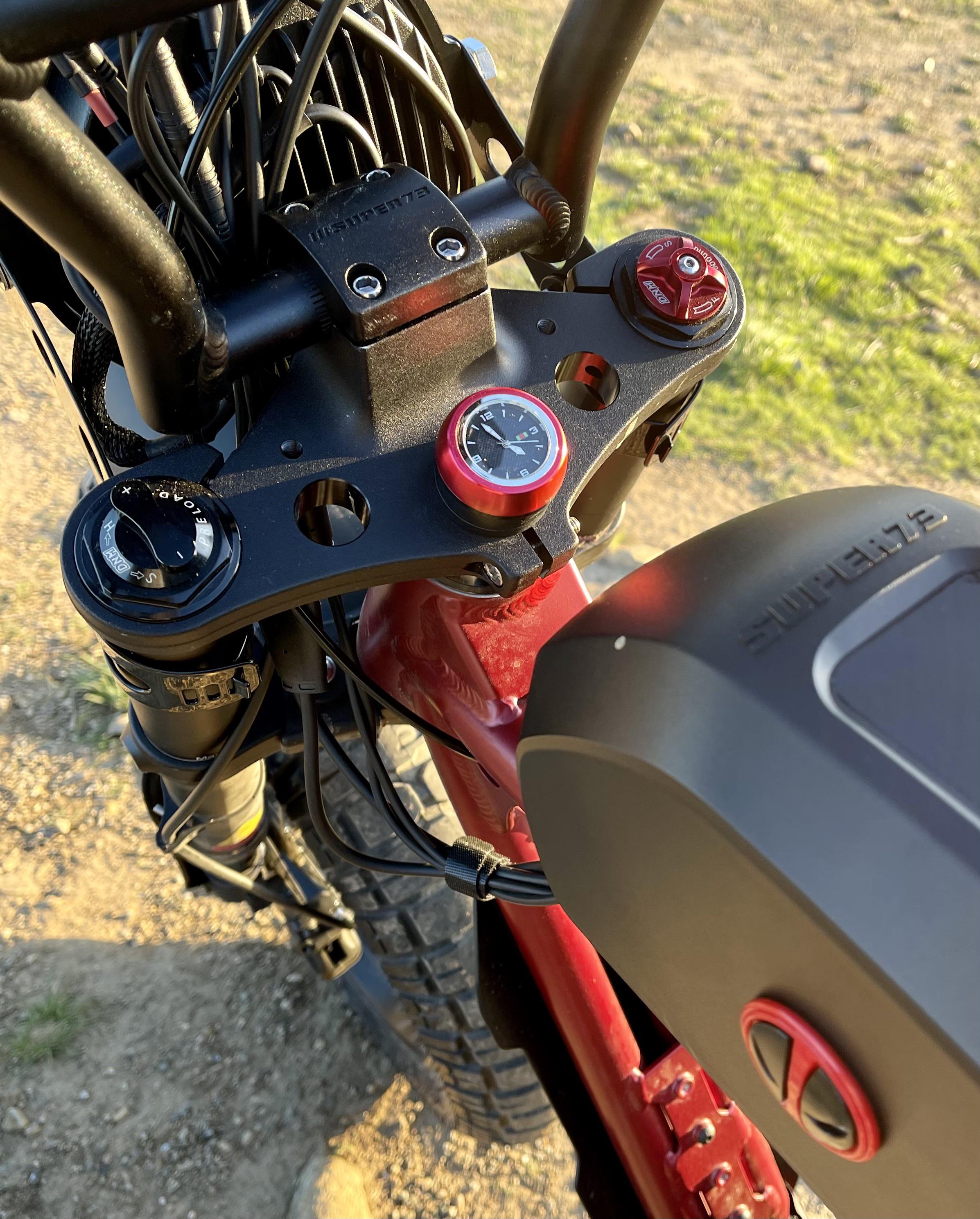 Stem cap clock looks great on RX | Scrolller