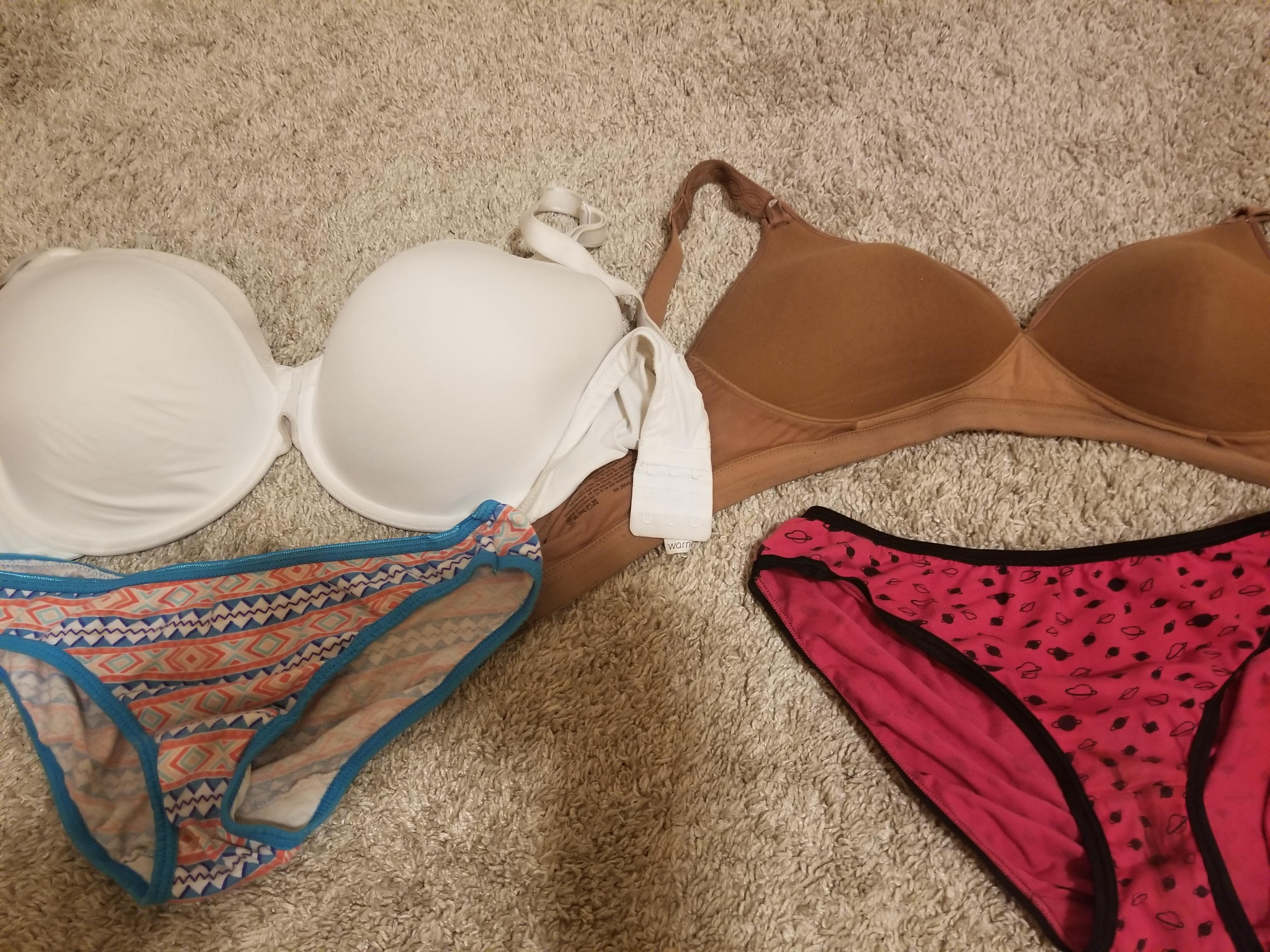 Stepmom and Sisters bra and panties | Scrolller