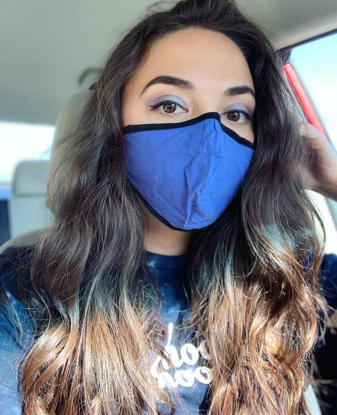 (Still) wear a mask! | Scrolller