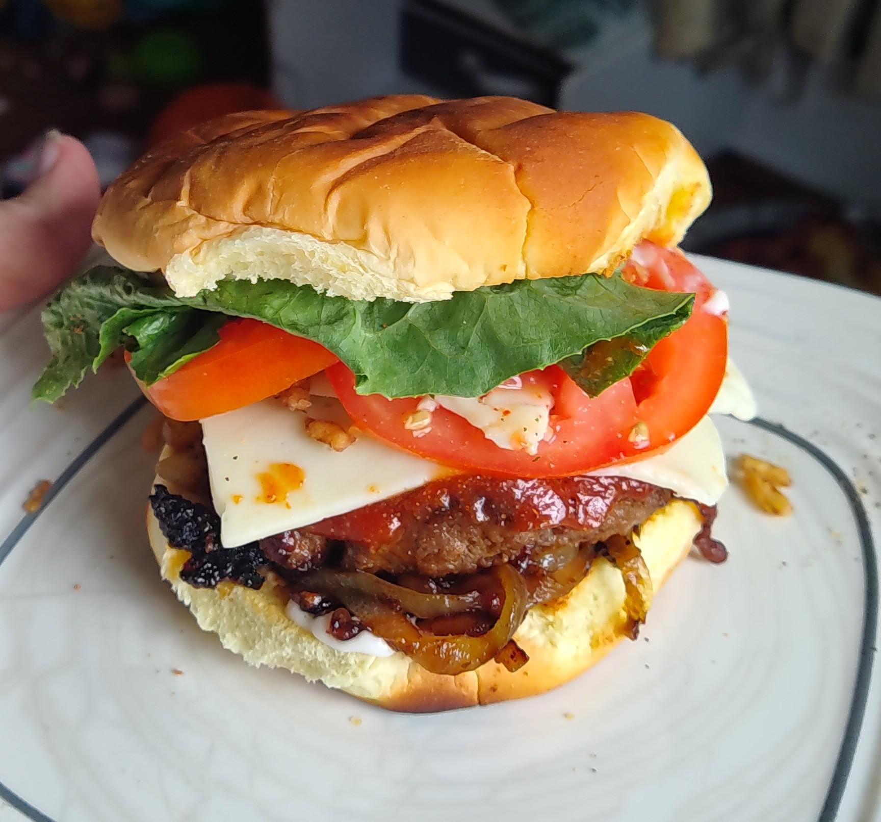 Stingin' Honey Garlic BBQ Burger | Scrolller