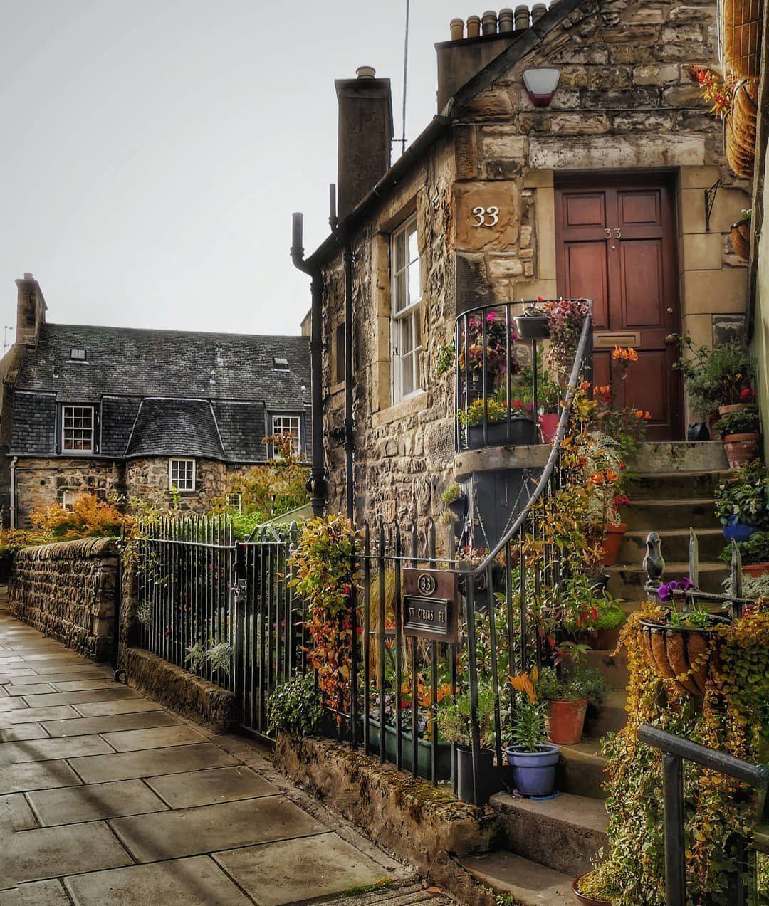 Stockbridge, Edinburgh. | Scrolller