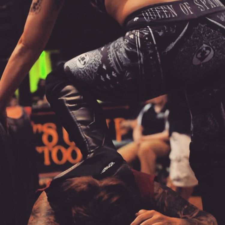 Stomping on the competition | Scrolller