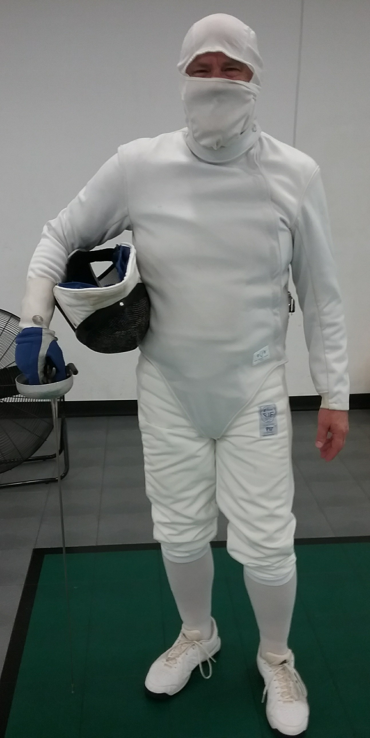 Storm Shadow fences epee | Scrolller