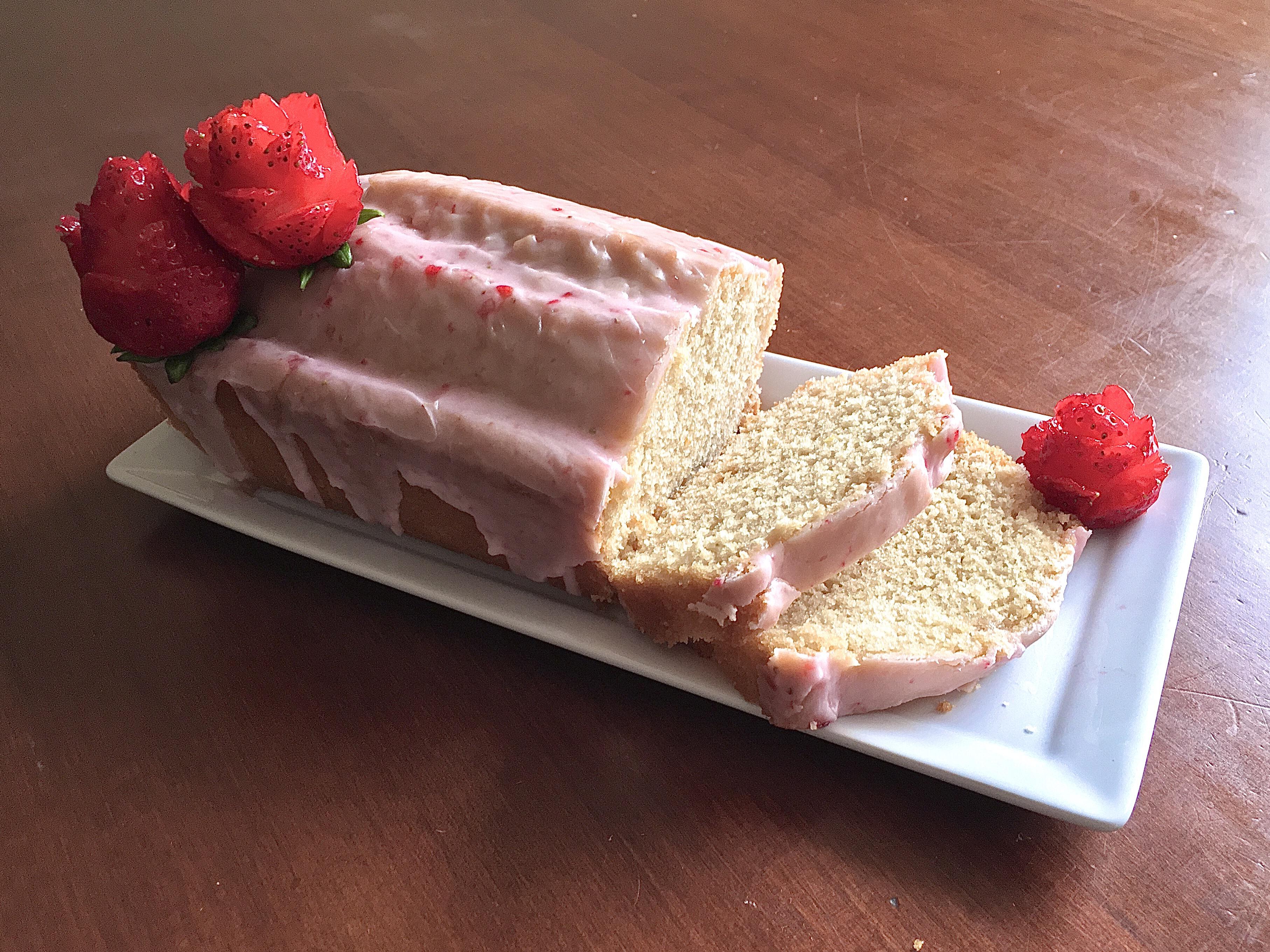 Strawberry lemon loaf 🌹 | Scrolller