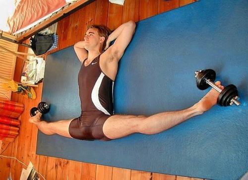 Stretch. | Scrolller