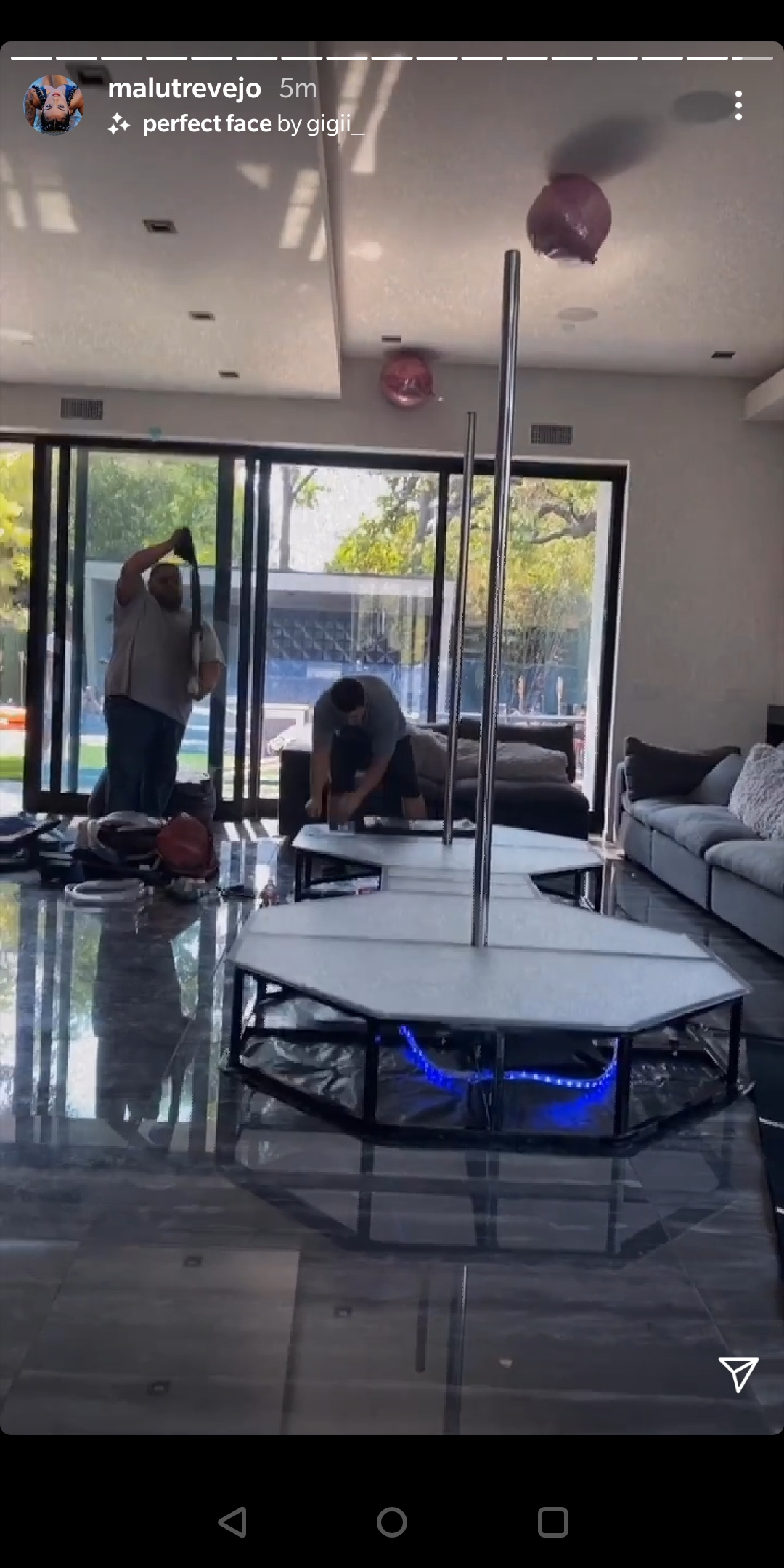 Stripper poles 👀 | Scrolller