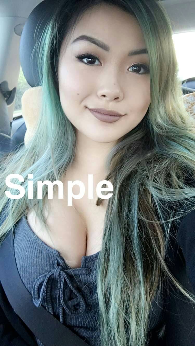 Struggling seatbelt | Scrolller