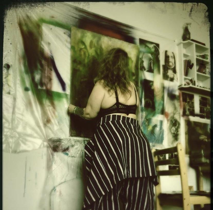 Studio Snaps, album link in comments, xpost r/ClairedeLune, owning 53 | Scrolller