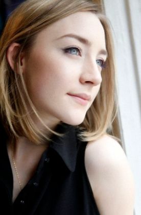 Stunning selfie of our queen | Scrolller