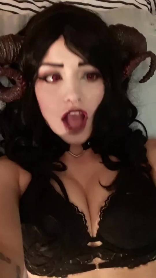 Succcccubus Ahegao | Scrolller