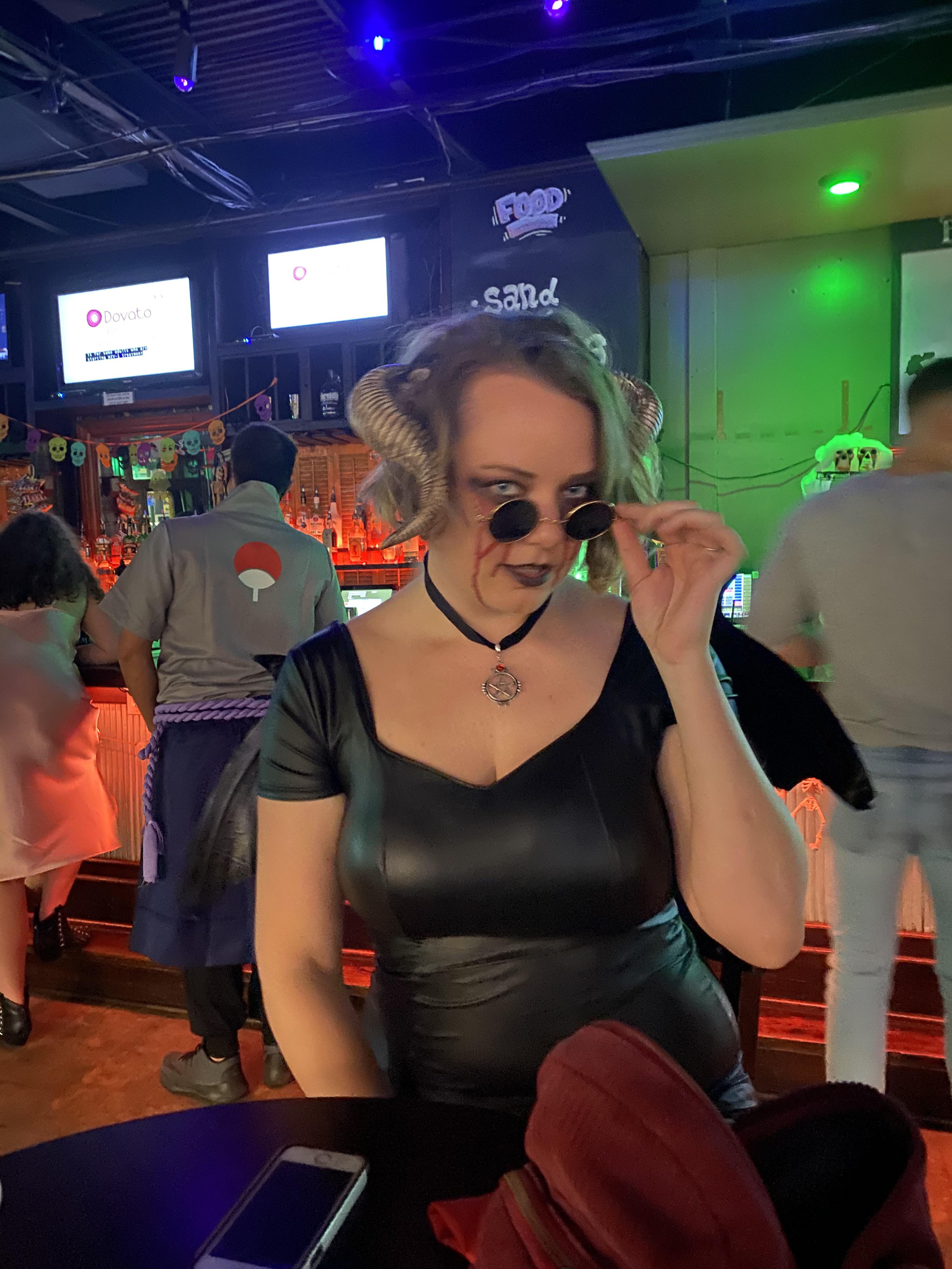 Succubus 😈 [f] | Scrolller