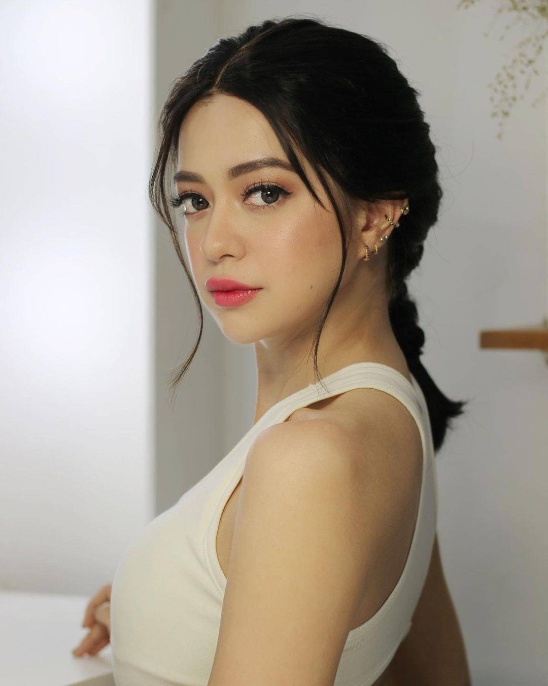 Sue Ramirez | Scrolller