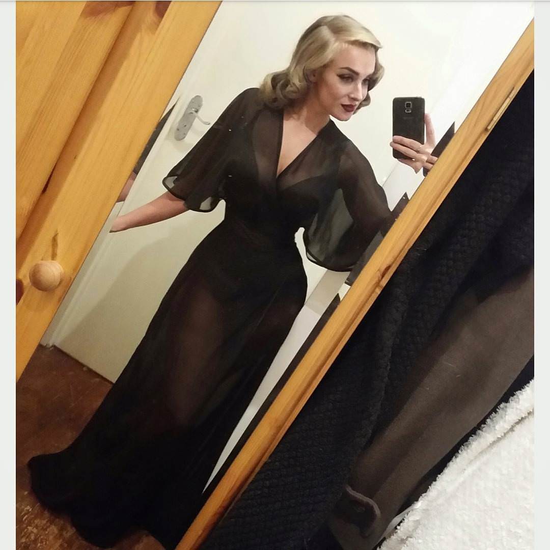 Sultry Dressing Gown | Scrolller