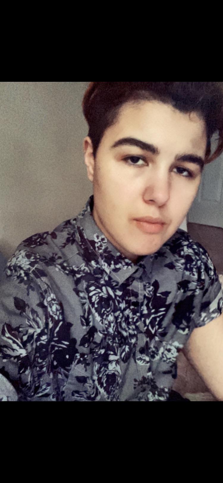 Summer=button down season 😎 | Scrolller