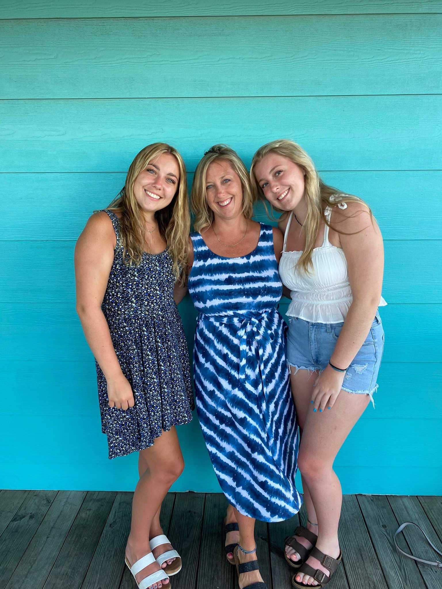 Summertime | Scrolller