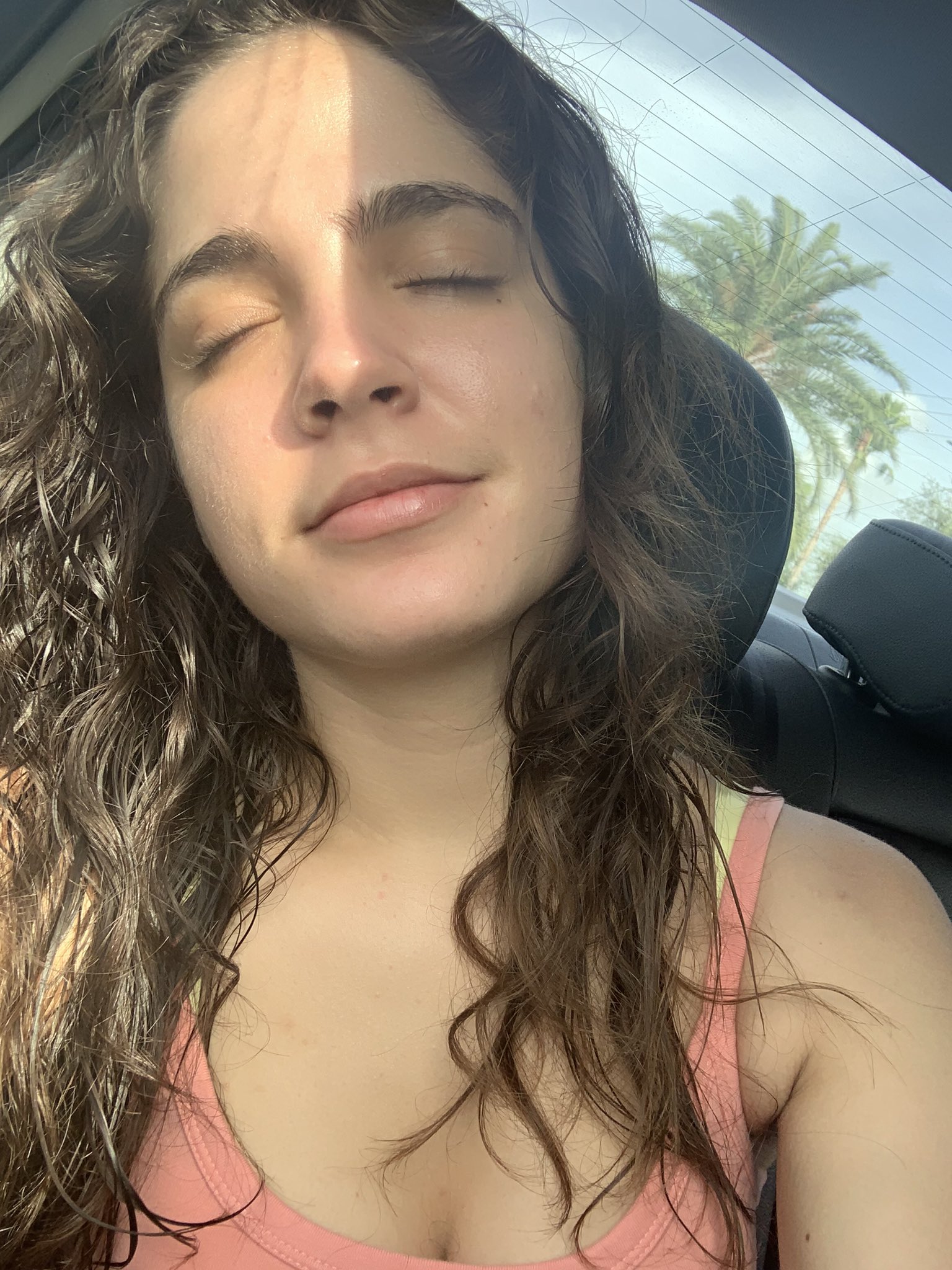 Sun kissed | Scrolller