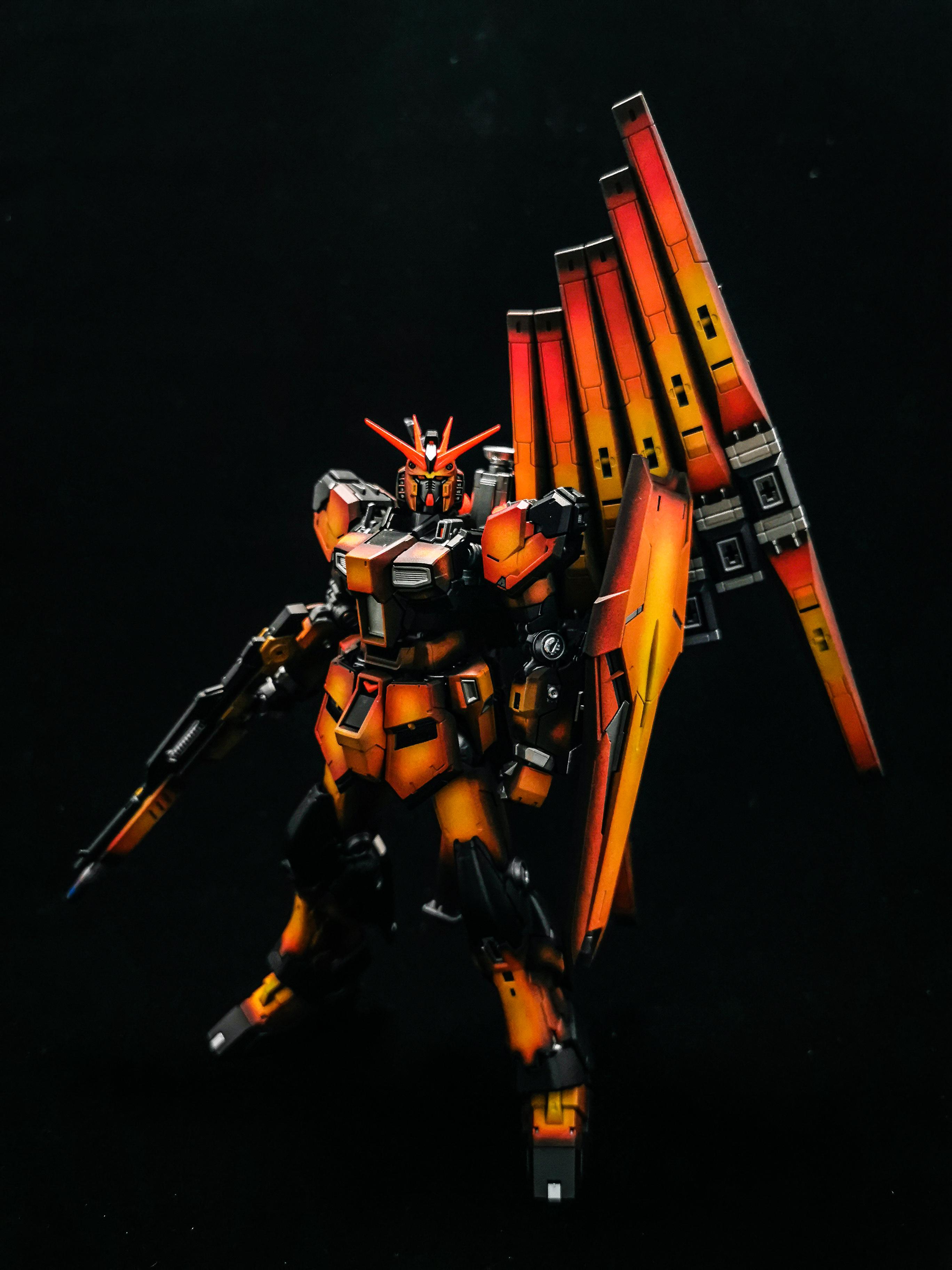 Sunburst Nu Gundam | Scrolller