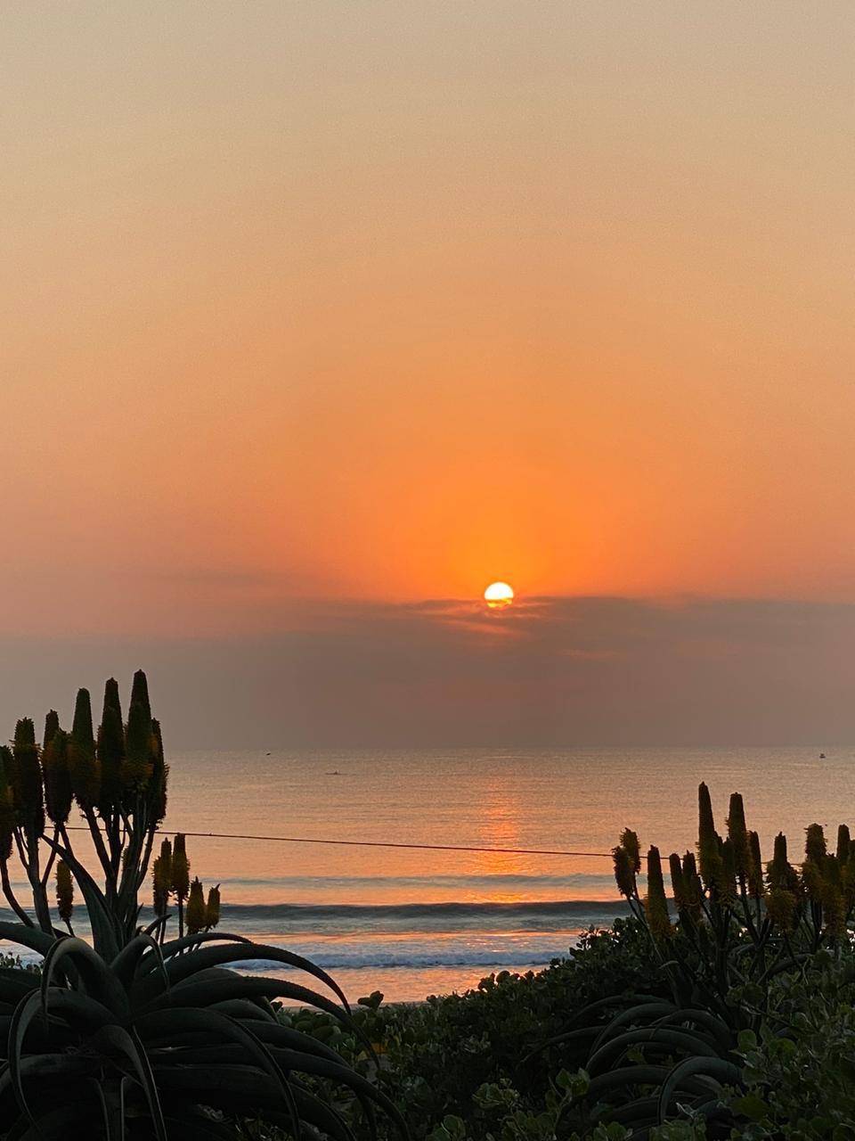 Sunrise! | Scrolller