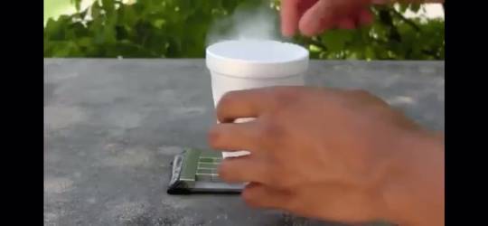 Superconducting quantum levitation on a Möbius strip | Scrolller