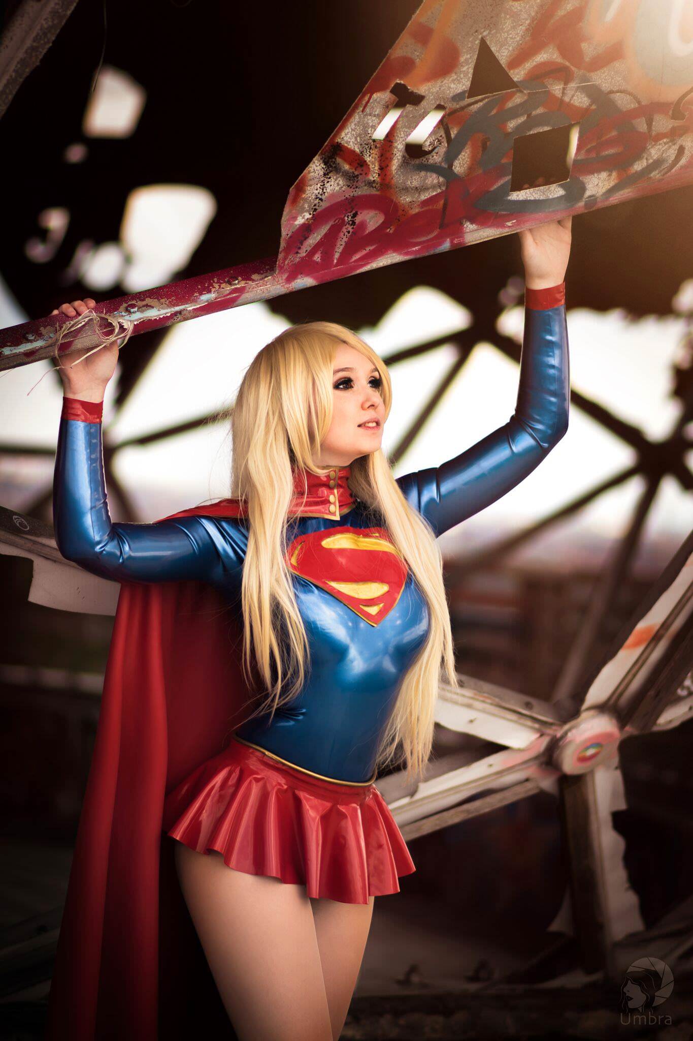 Supergirl by Hinoiri Cosplay | Scrolller