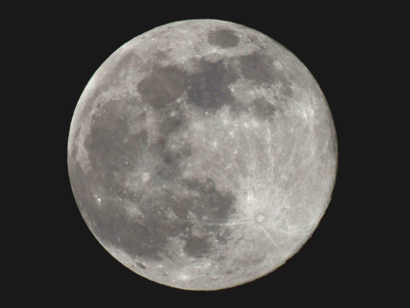 Supermoon tonight true beauty | Scrolller