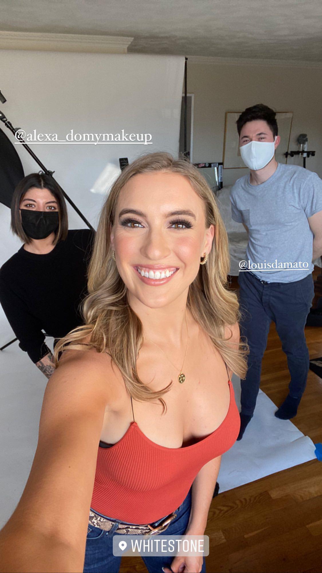 Suzie Hunter | Scrolller