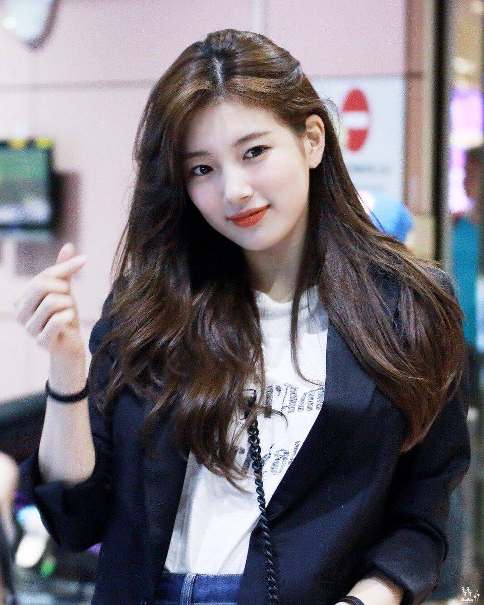 Suzy | Scrolller